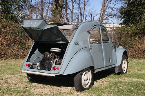 Citroën 2CV 4x4 Sahara 1962 - Lane Motor Museum